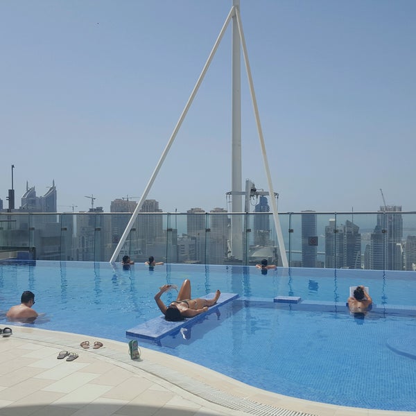 Swimming Pool @ Goldcrest Views - 1 tip