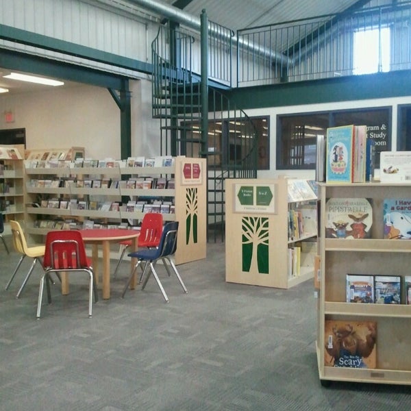 Calgary Public Library - Bowness Library - Library in Calgary