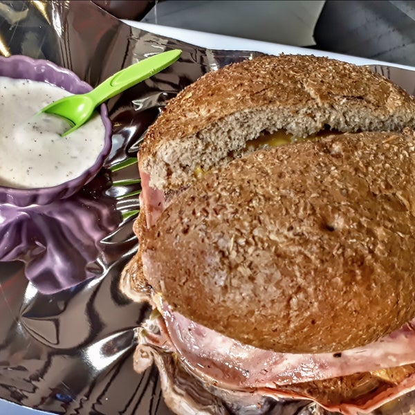 کافه رستوران بن بست | Bonbast Cofee Restaurant - منطقه ۵ - 13 tips from ...