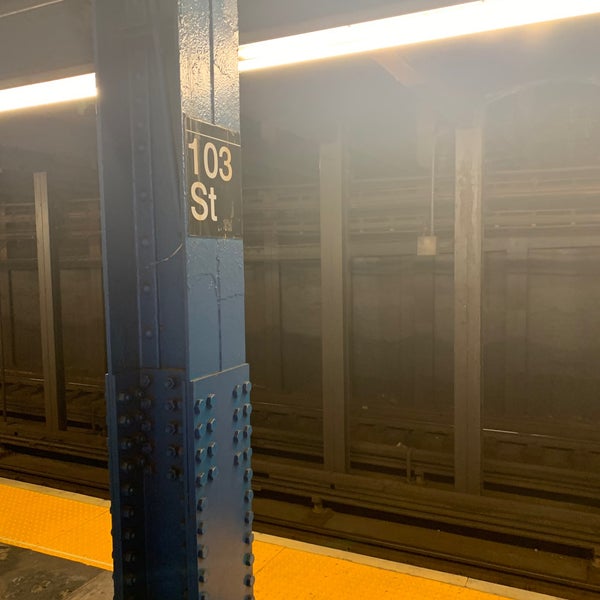 MTA Subway - 103rd St (B/C) - Upper West Side - 1 tip from 745 visitors
