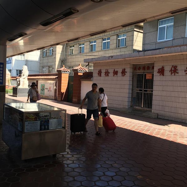 Photos at 天水站 - 秦城区, 甘肃