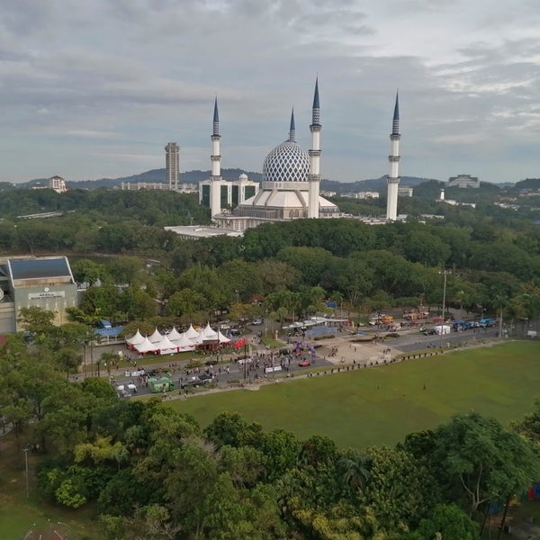 Dataran Kemerdekaan Shah Alam - Shah Alam, Selangor