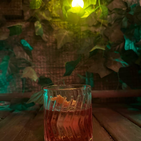 Revolte Pub - İstanbul'da Bar