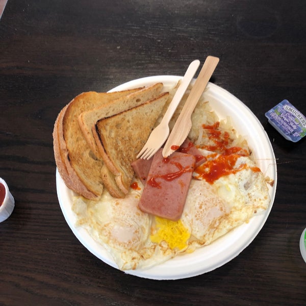 The Outpost Grill - Cal State University Long Beach - 12 tips from 398 ...