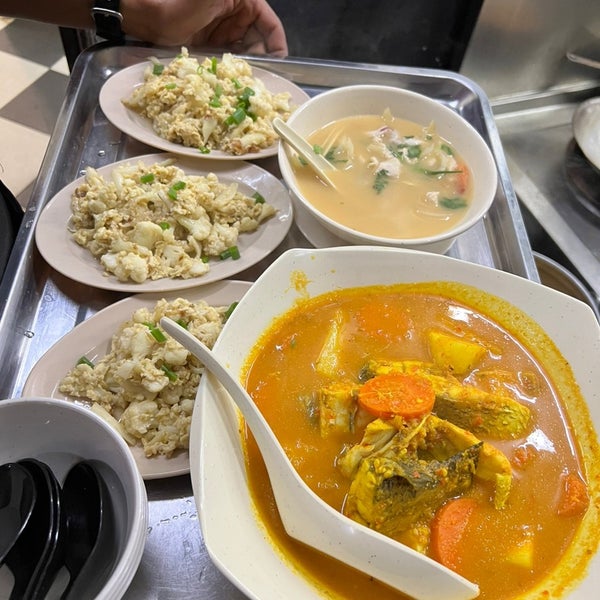 Hendry Kitchen - Thai Restaurant in Kuantan