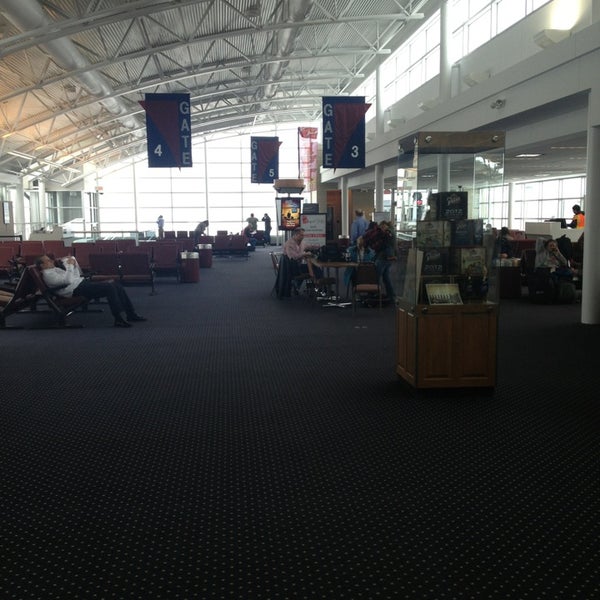 Fotos en Central Wisconsin Airport (CWA) - Aeropuerto