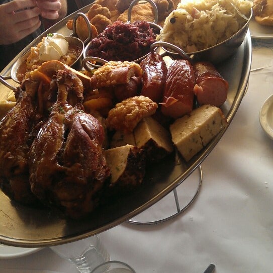 Hubertus Country Club (Now Closed) - German Restaurant in Luddenham