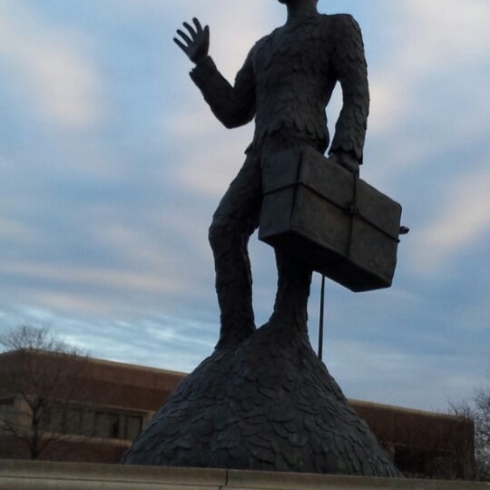 Monument to the Great Northern Migration (1994) sculpture by Alison ...