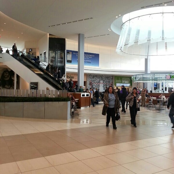 Photos at The Fashion Mall at Keystone - Shopping Mall in Keystone at ...