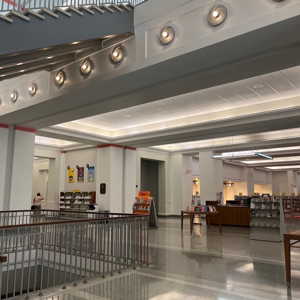 Jacksonville Public Library Main Branch - Downtown Jacksonville ...