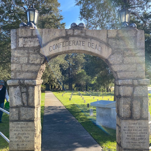Confederate Cemetery - Cemetery