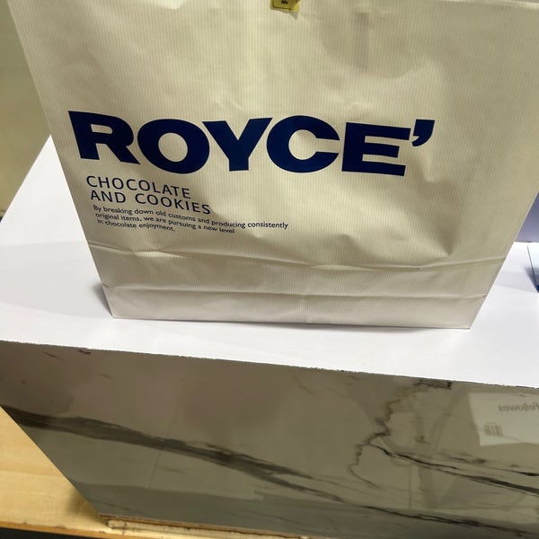 Royce' - Chocolate Store in Bagong Pag-Asa