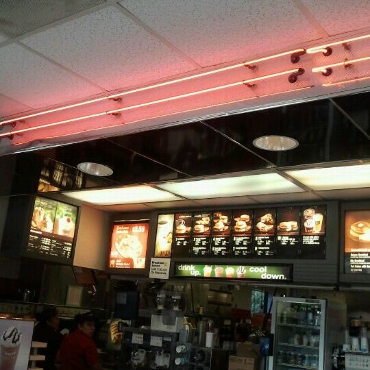 McDonald's - Fast Food Restaurant in Irvine