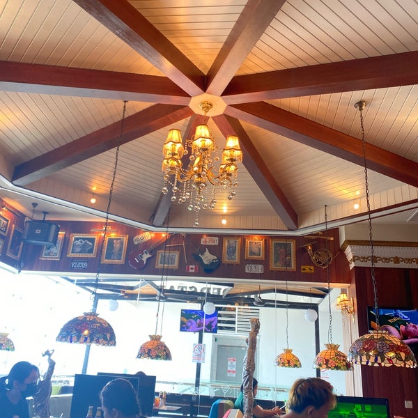 Upperstar Restaurant & Bar - 149 tips