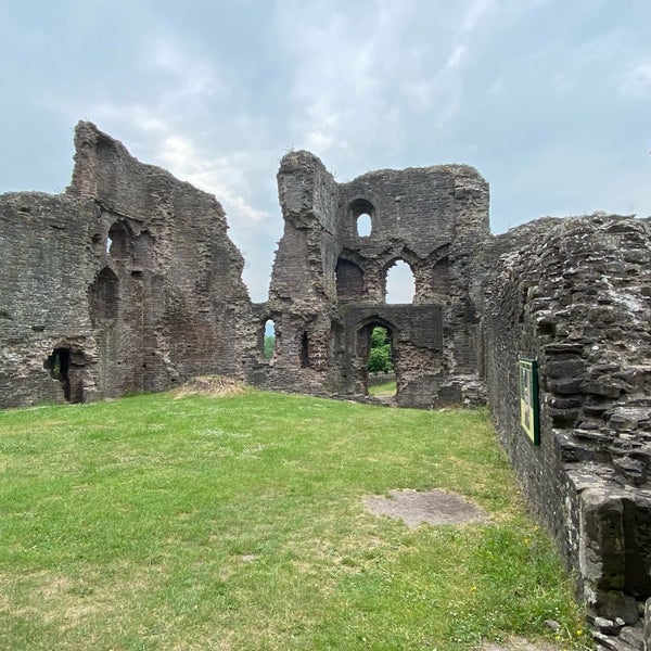 Abergavenny Castle - 2 tips