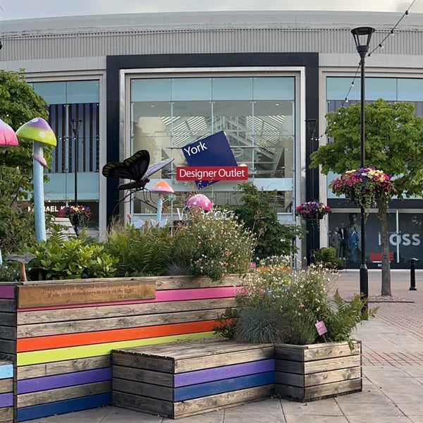 Designer Outlet York - Outlet Mall