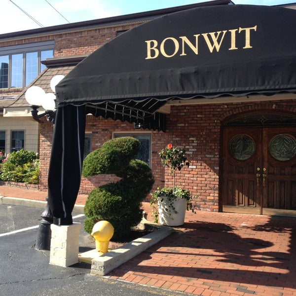 Bonwit Inn - Commack, NY