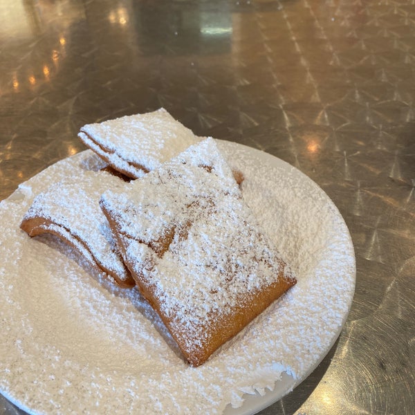 New Orleans Coffee & Beignets - Milan - New Orleans, LA