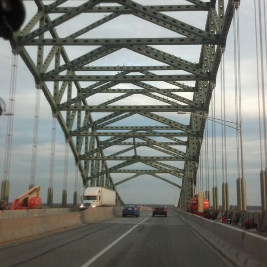 Delaware River-Turnpike Toll Bridge - 18 tips from 3937 visitors