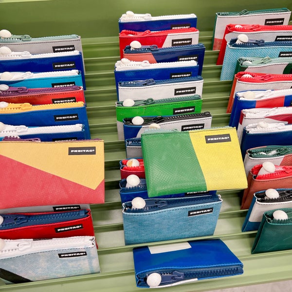 Freitag Store Silom - Luggage Store in กรุงเทพมหานคร