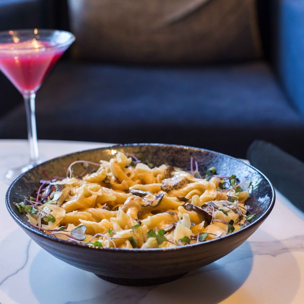 17 Arrows Craft Kitchen & Bar - 8700 Lyra Dr