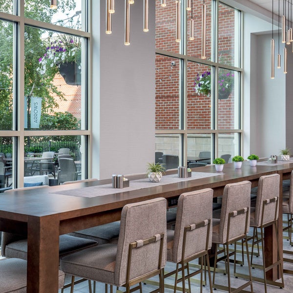 17 Arrows Craft Kitchen & Bar - 8700 Lyra Dr