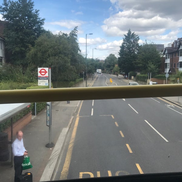 TfL Bus 131 - Bus Line in Merton