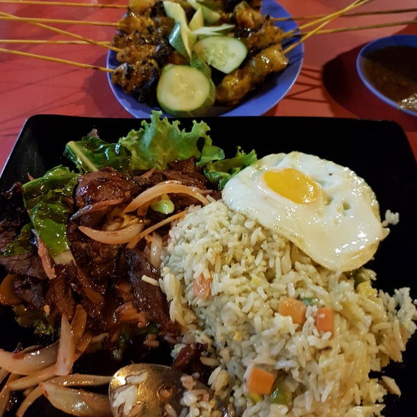 Azri Sate Tomyam Cafe - Malay Restaurant