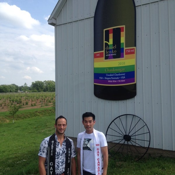 Daniel Lenko Estate Winery - Winery