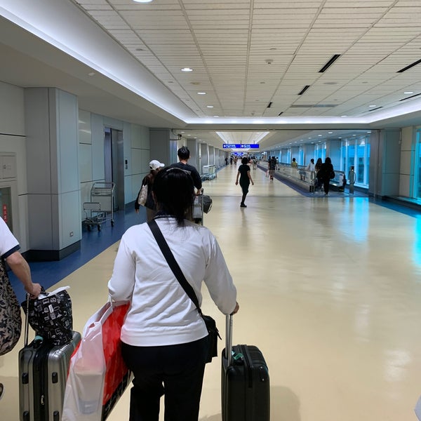 Gate C1 - 2 tips from 525 visitors