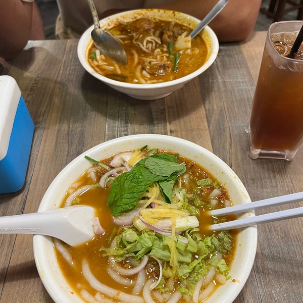 Ah Cheng Laksa (阿清拉沙) - 57 tips