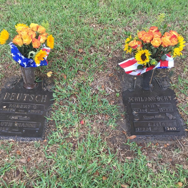 Photos at Restland Memorial Park Cemetery - 5 tips from 423 visitors