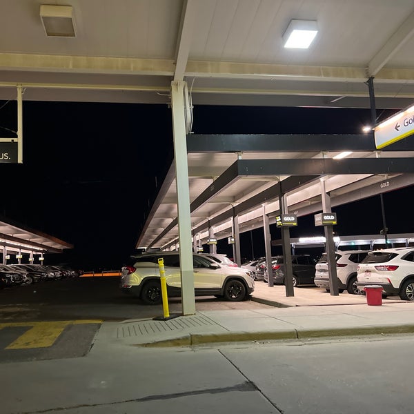 Hertz - Denver International Airport - Denver, CO