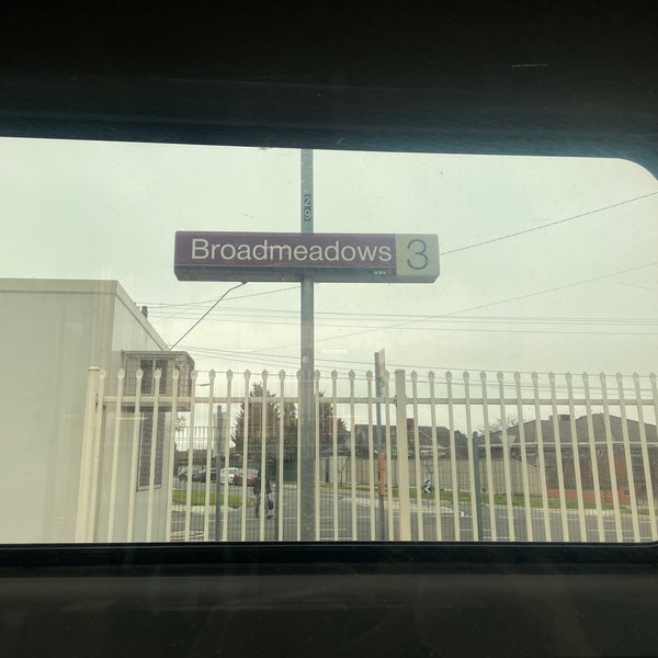 Broadmeadows Station - Pascoe Vale Rd