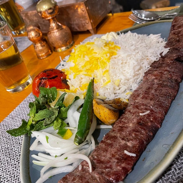 کافه و رستوران گوزن | gavazn Cafe and restaurant - 9 tips from 991 visitors