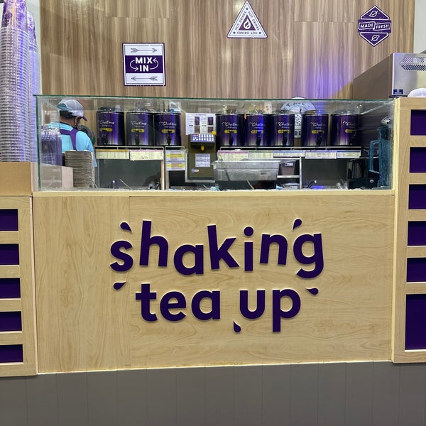 Localizer Mall | لوكالايزر - Shopping Mall in العليا