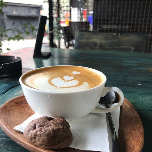 Arta Bistro Cafe | آرتا بیسترو کافه - Coffee Shop