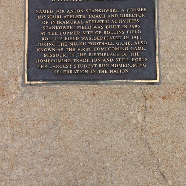 Stankowski Field - College Track in University of Missouri