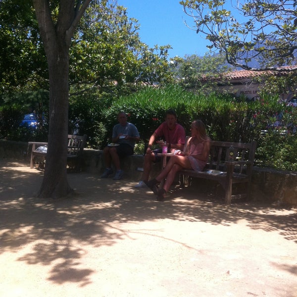 Montecito Deli Pierre Lafond - Bakery