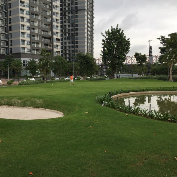 Golf Zone @Vinhomes Central Park - Mini Golf Course