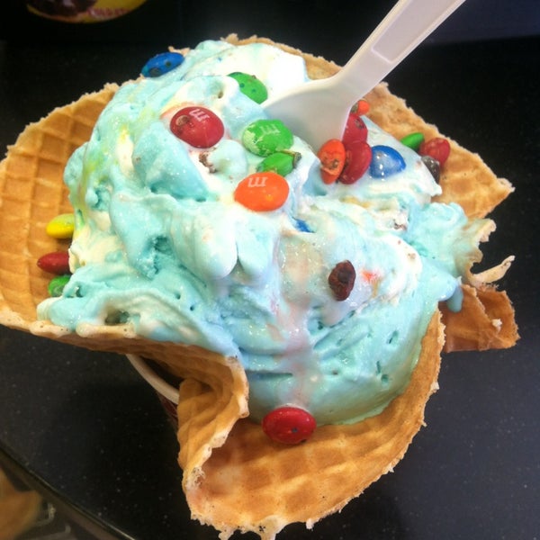 Tim Hortons/Cold Stone Creamery (Now Closed) - Hell's Kitchen - 12 tips ...