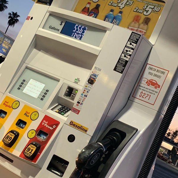 Shell - Fuel Station in North Sacramento