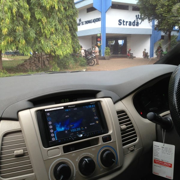 SMA Strada St. Thomas Aquino - 13 tips