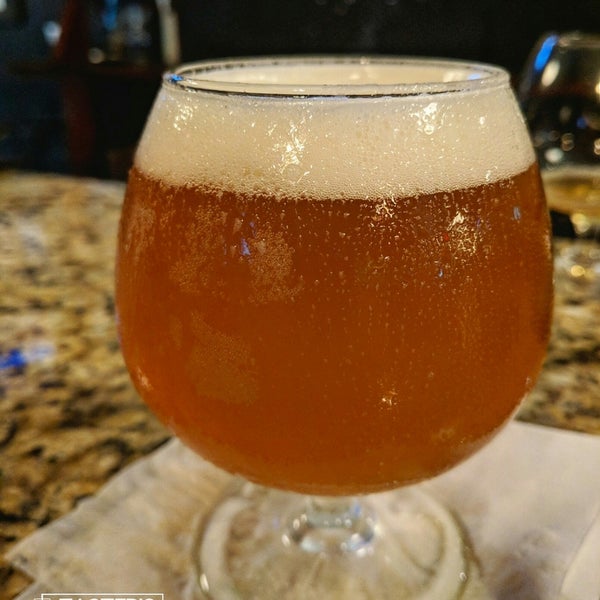 Mahogany Bar - 13 tips