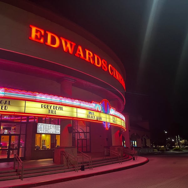 Regal Edwards Camarillo Palace & IMAX - Movie Theater in Camarillo
