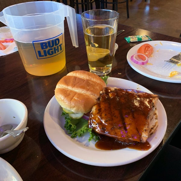 Shiloh Bar & Grill - Flat Branch - 402 E Broadway