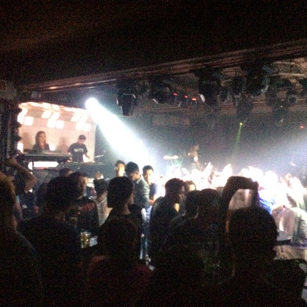 Beyond 2000 Discotheque - 13 tips