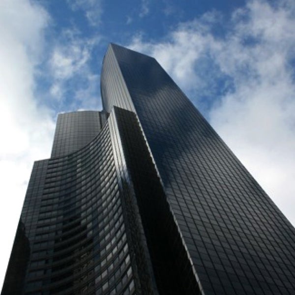 Columbia Center - Seattle Central Business District - 701 5th Ave