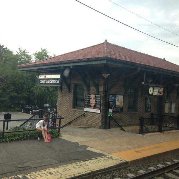 NJT - Chatham Station (M&E) - Train Station in Chatham