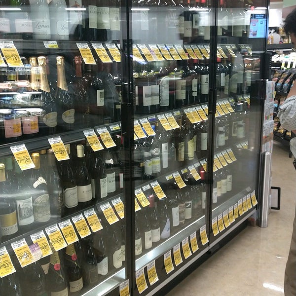 Safeway - 1115 Vine St